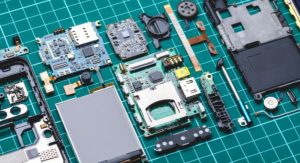 Custom Komponen Elektronik: Sesuaikan Kebutuhan Anda - Metal Moulding ...